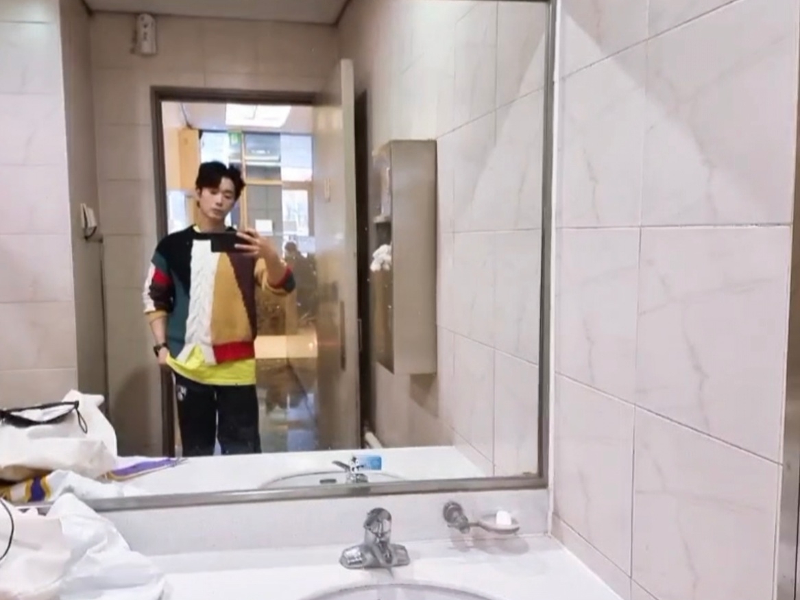 현종 (@hyun_iong1980) 님의 게시물 | KREAM