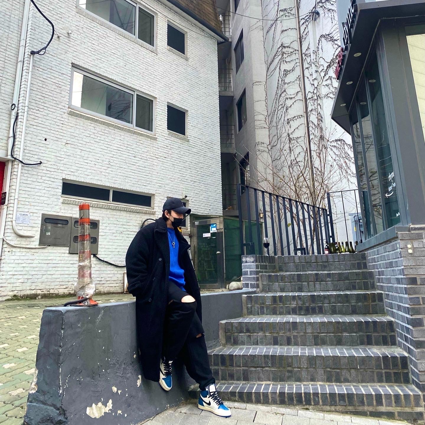 beom (@first_body) 님의 게시물 | KREAM