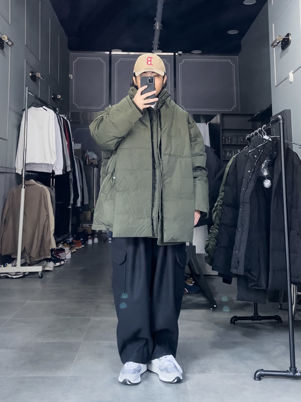 권혁민 (@crazy_crowz) 님의 게시물 | KREAM