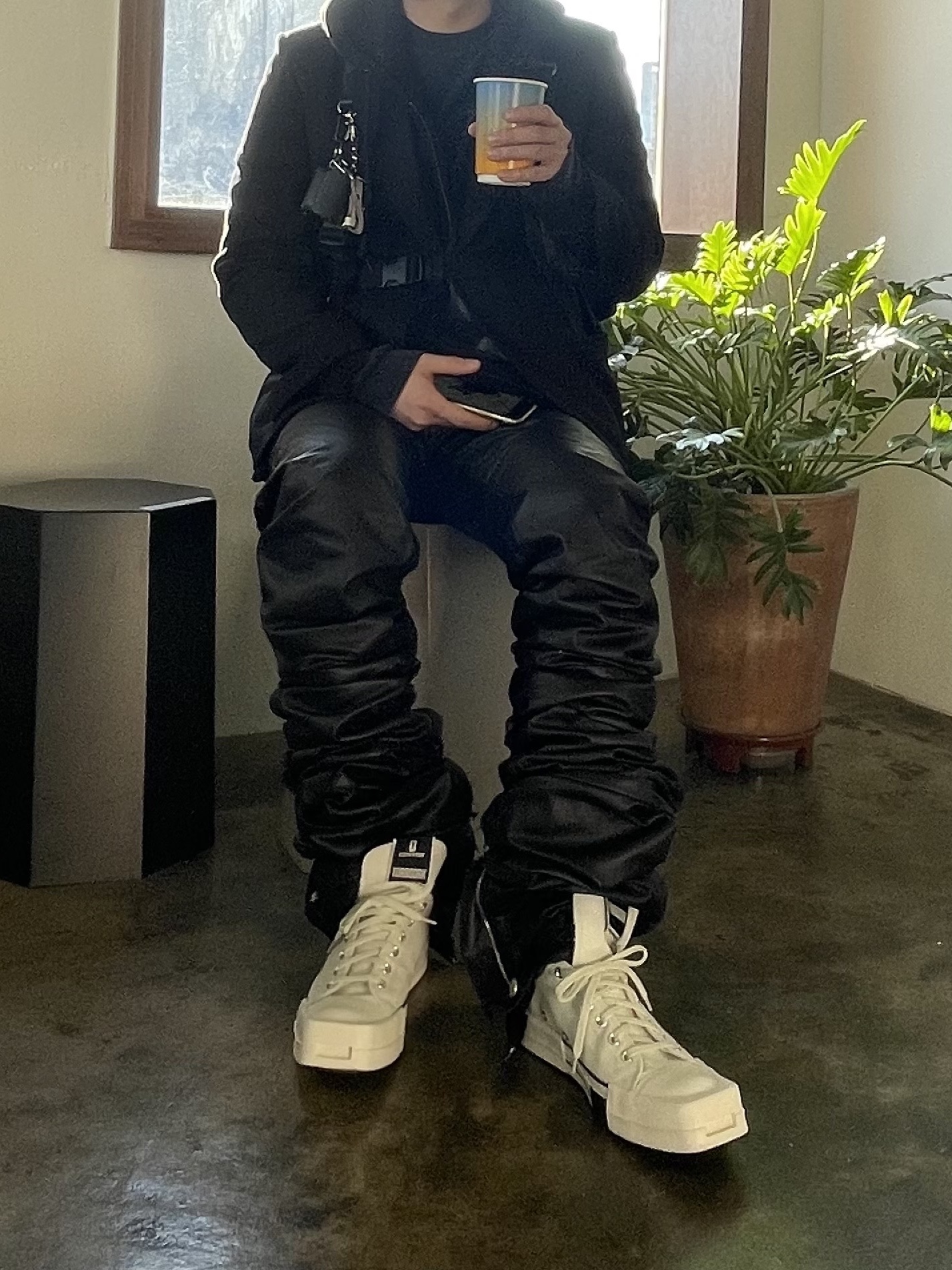 Andi (@rick_owens) 님의 게시물 | KREAM