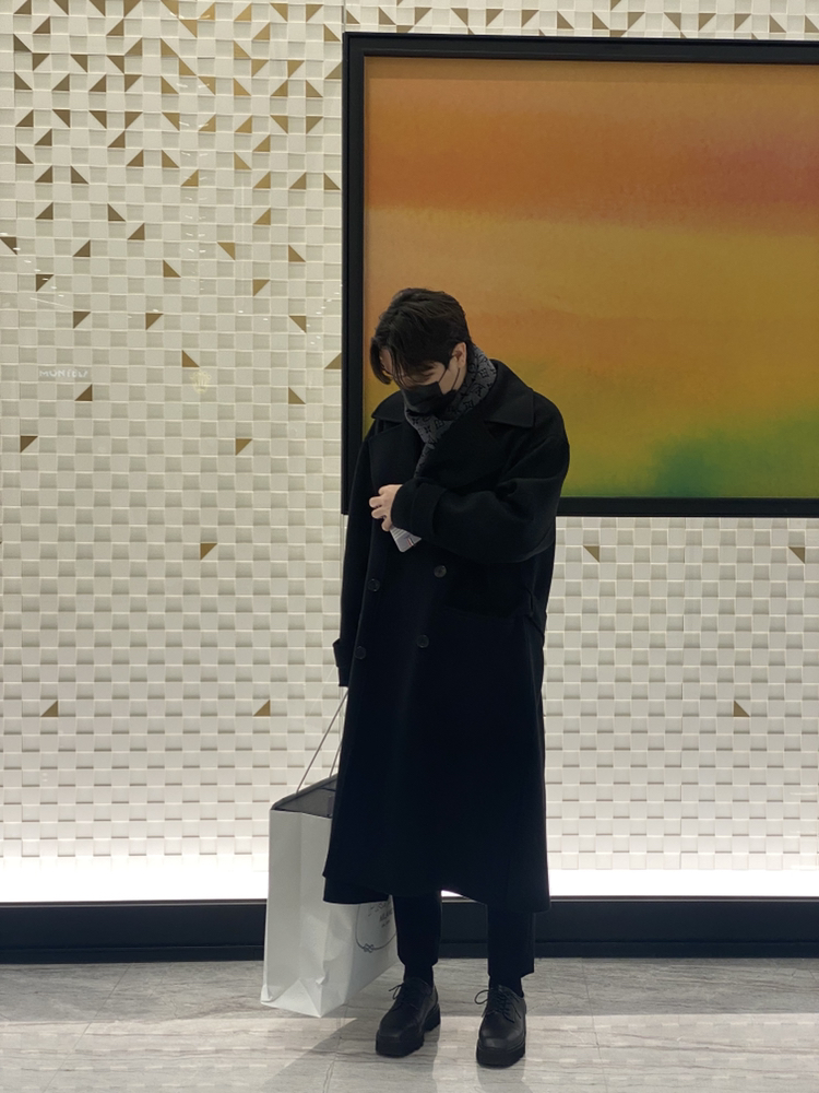 j3111s (@89_dol) 님의 게시물 | KREAM