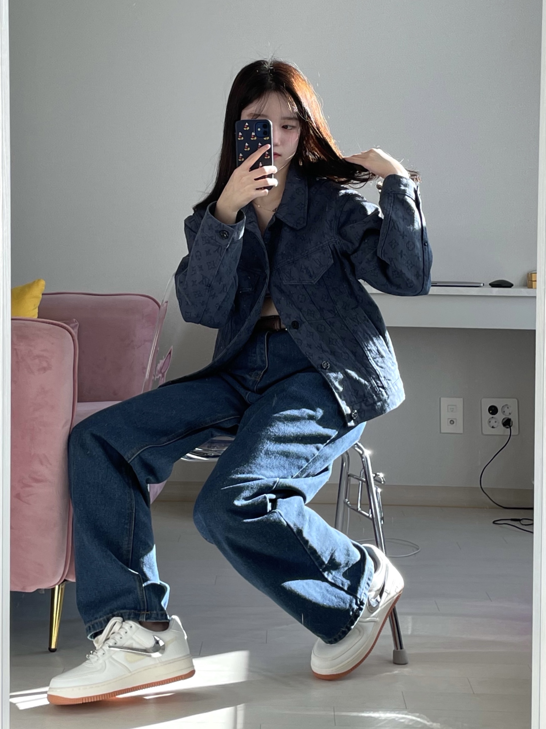 (@3vlccd) 님의 게시물 | KREAM