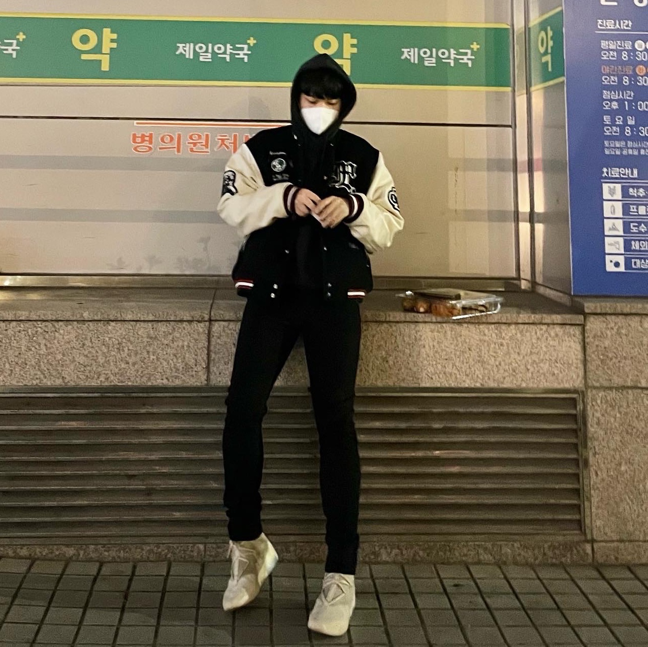 (@wxxs_j) 님의 게시물 | KREAM