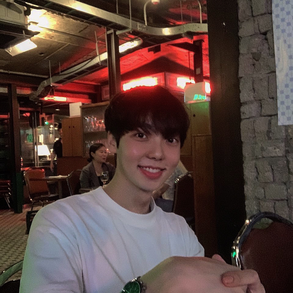 택이 (@taek__yoon) 님의 게시물 | KREAM