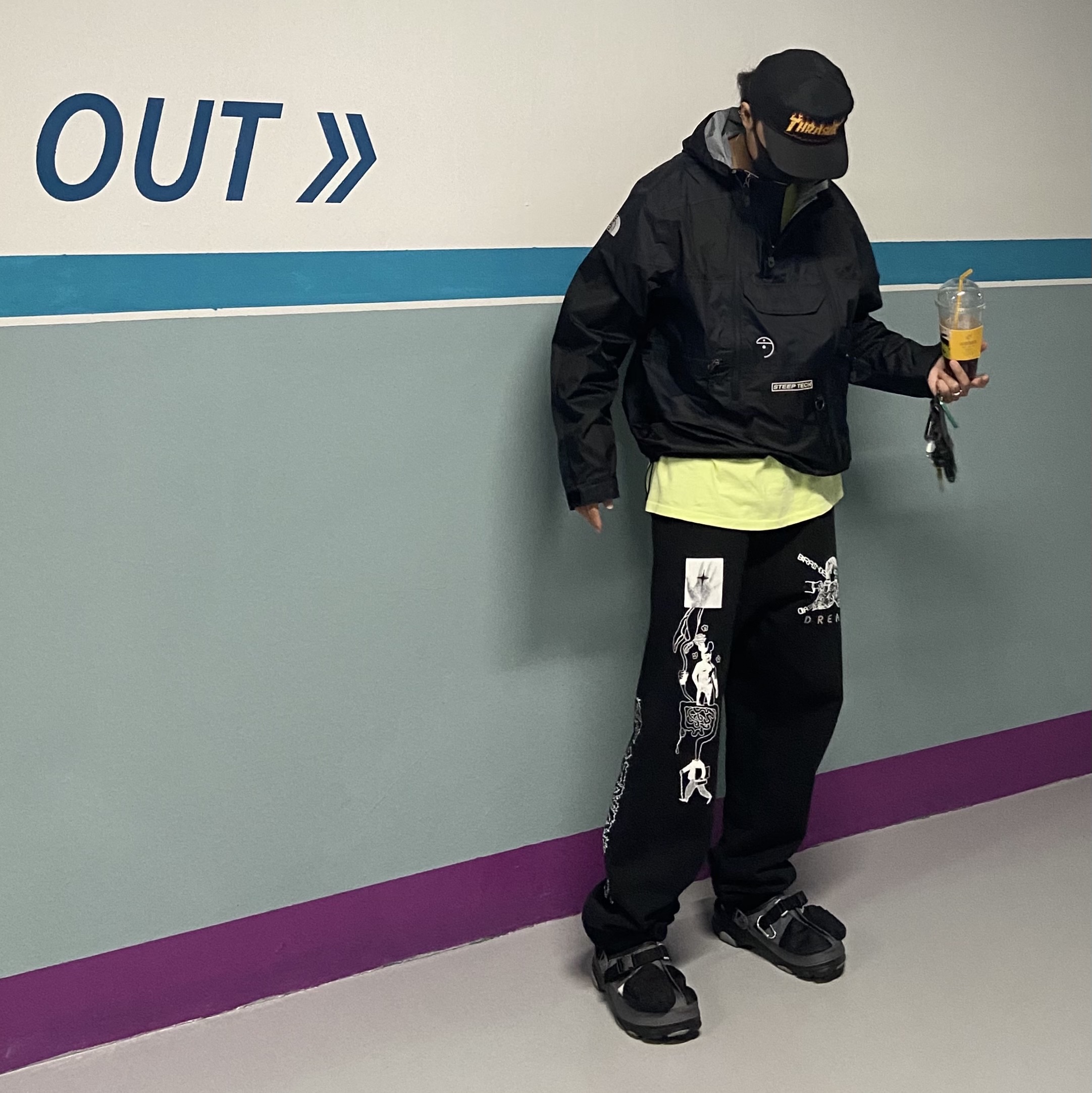 spector (@spector) 님의 게시물 | KREAM