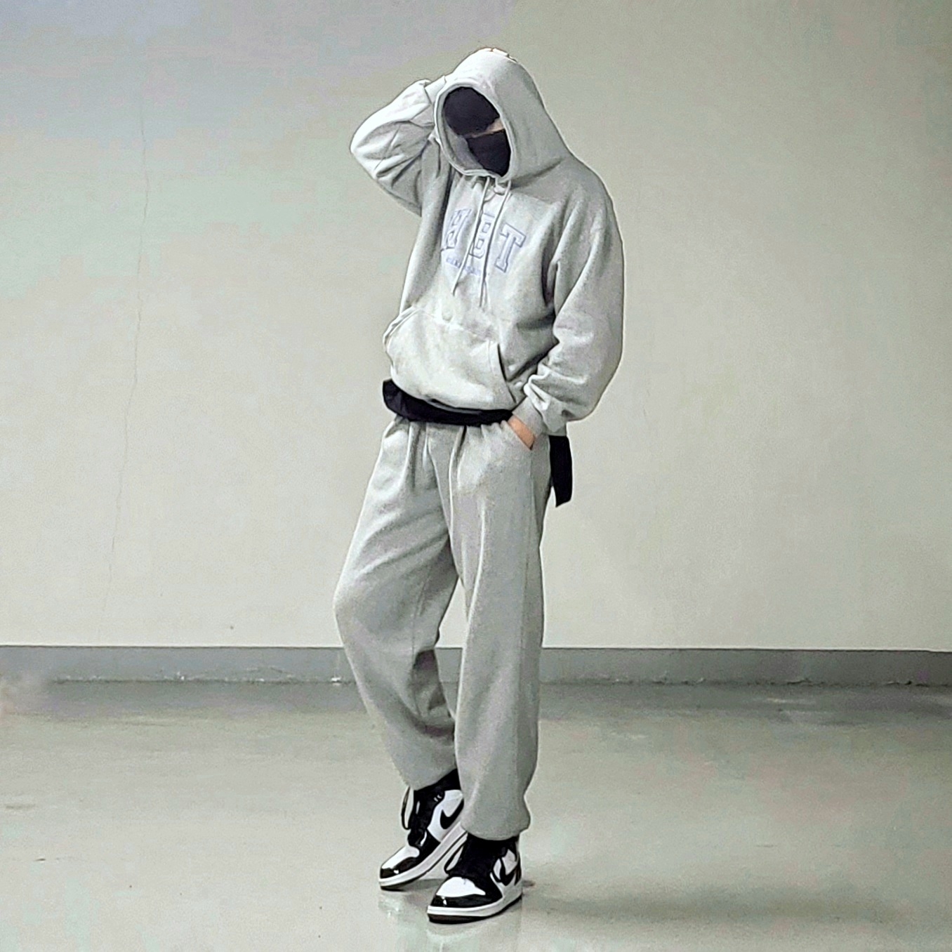 용 (@yjo_o) 님의 게시물 | KREAM