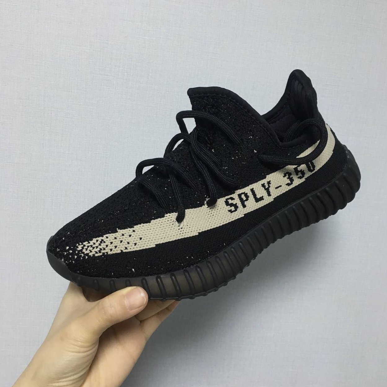 ️ (@h_hyo) 님의 게시물 | KREAM