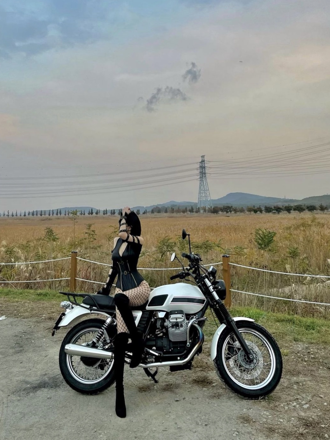 Ryong (@luvly__ar) 님의 게시물 | KREAM