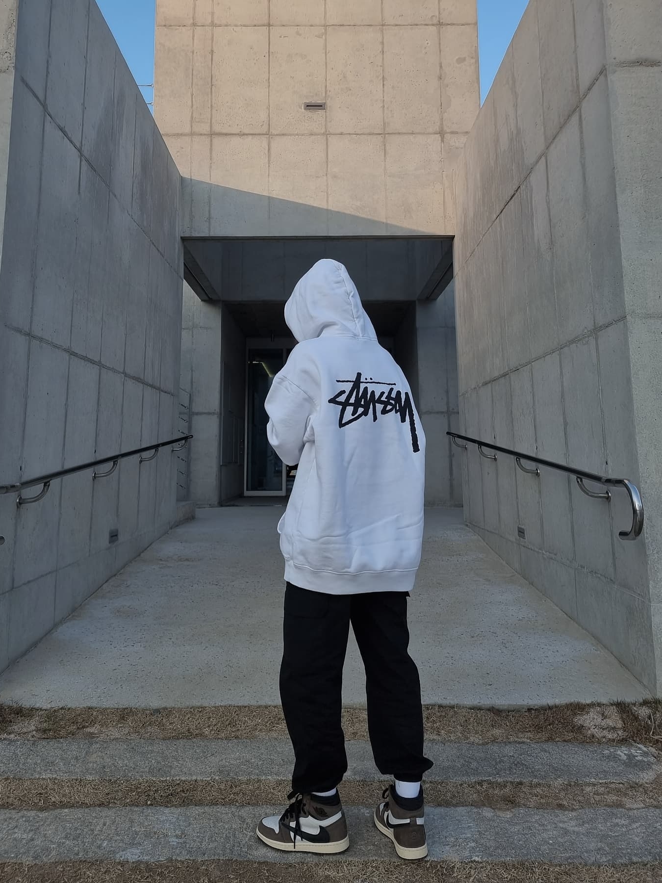 166/49 (@ddssom) 님의 게시물 | KREAM