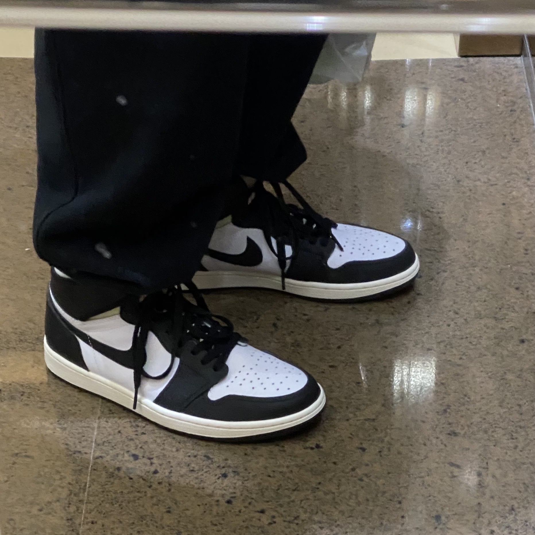 🥶 (@farniente) 님의 게시물 | KREAM