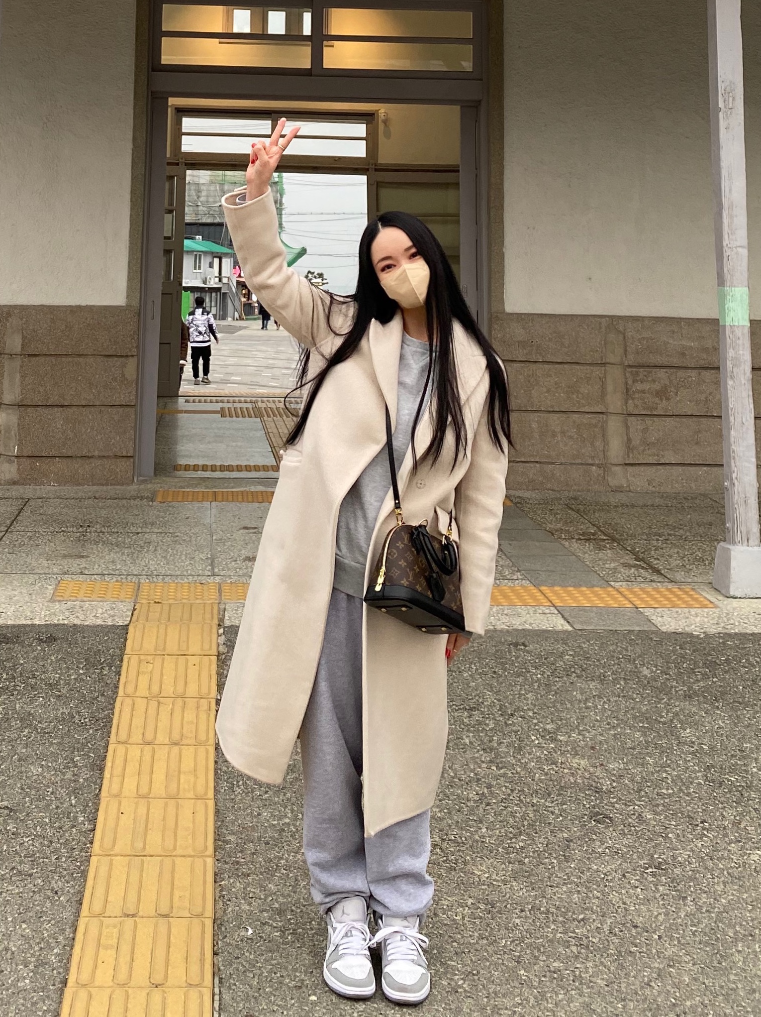 MJ (@mjjjjj) 님의 게시물 | KREAM
