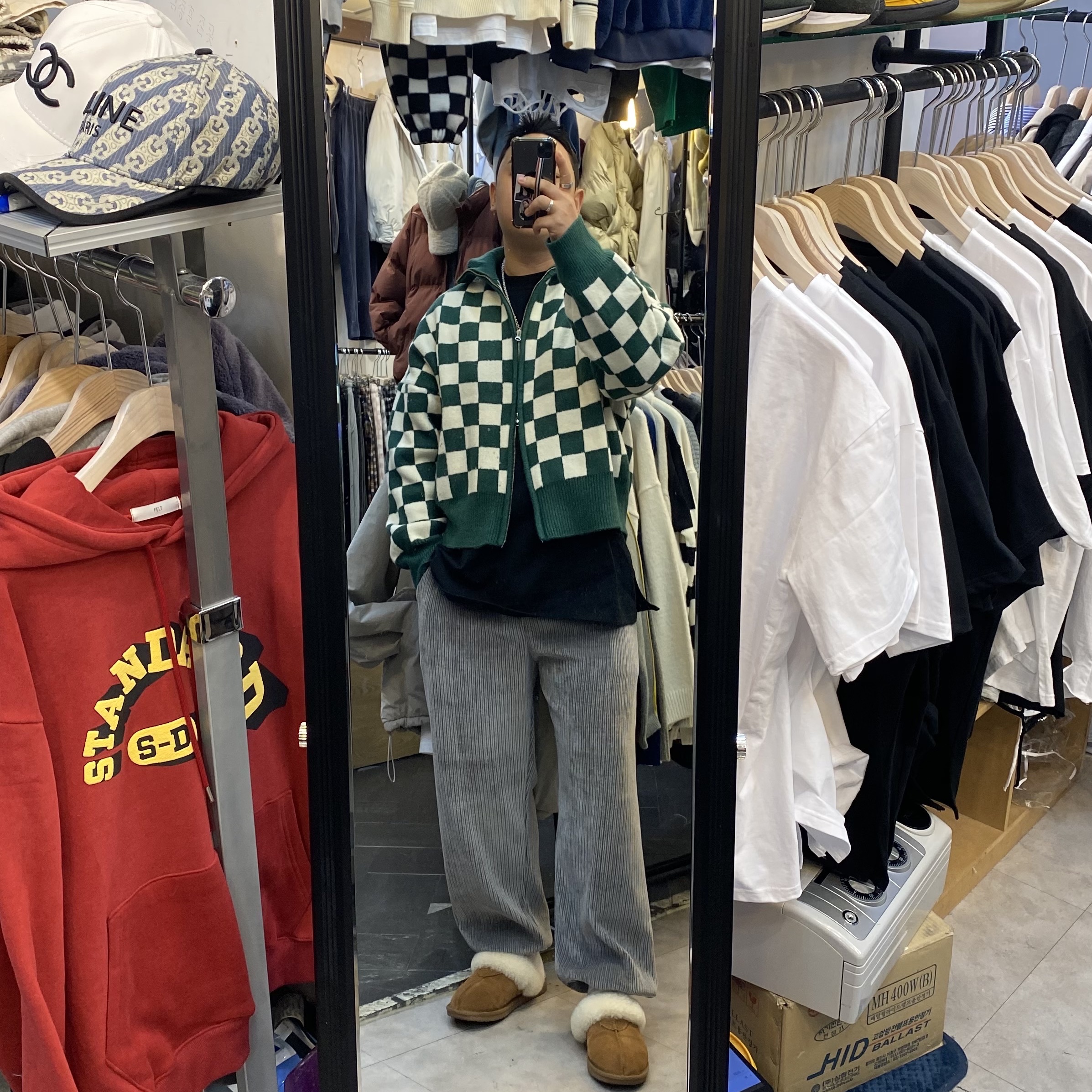 꿀이 (@jj___un_) 님의 게시물 | KREAM