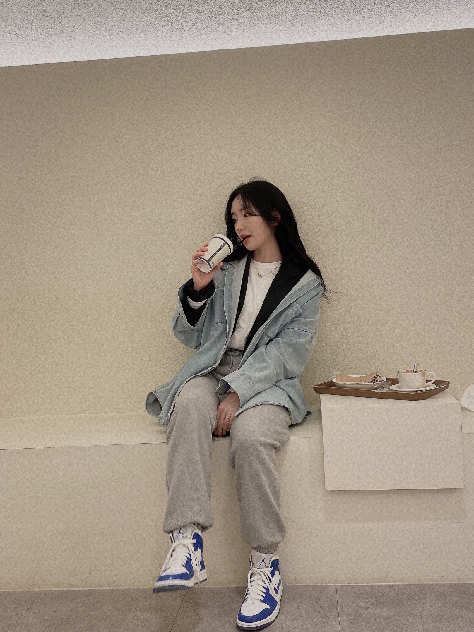 쩡니💙 (@je.__.y) 님의 게시물 | KREAM