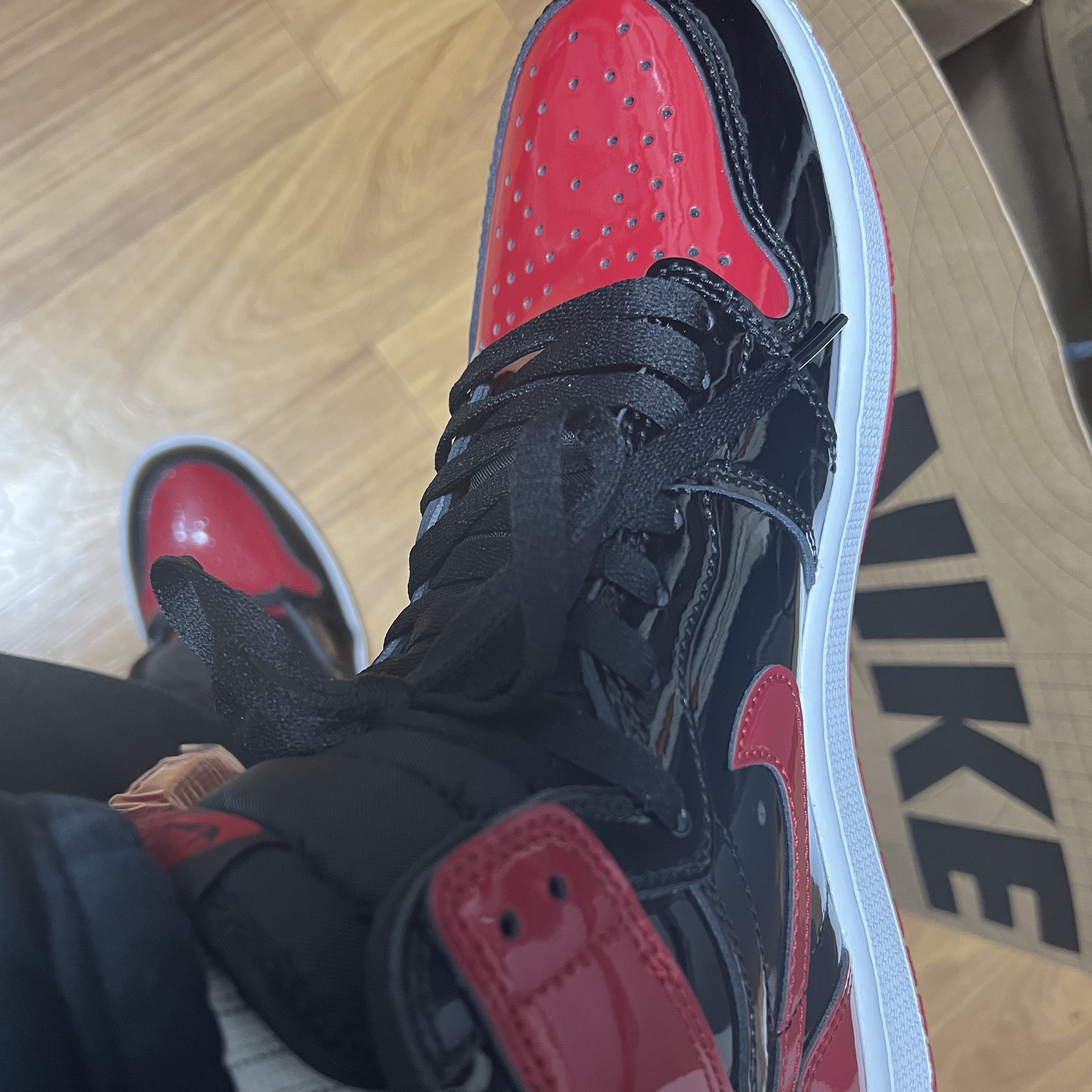 신발🫶🏻 (@kangllory) 님의 게시물 | KREAM