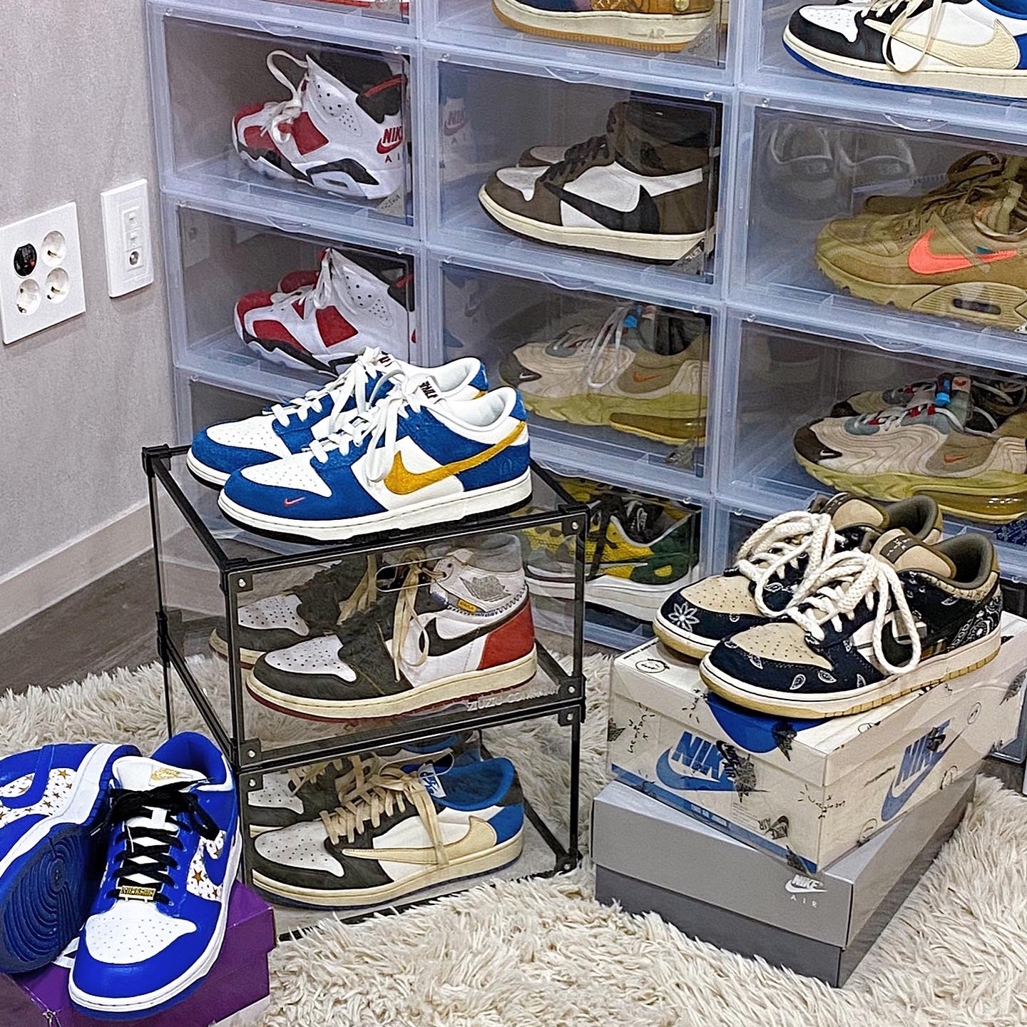 융🐬 (@__yoon.23) 님의 게시물 | KREAM