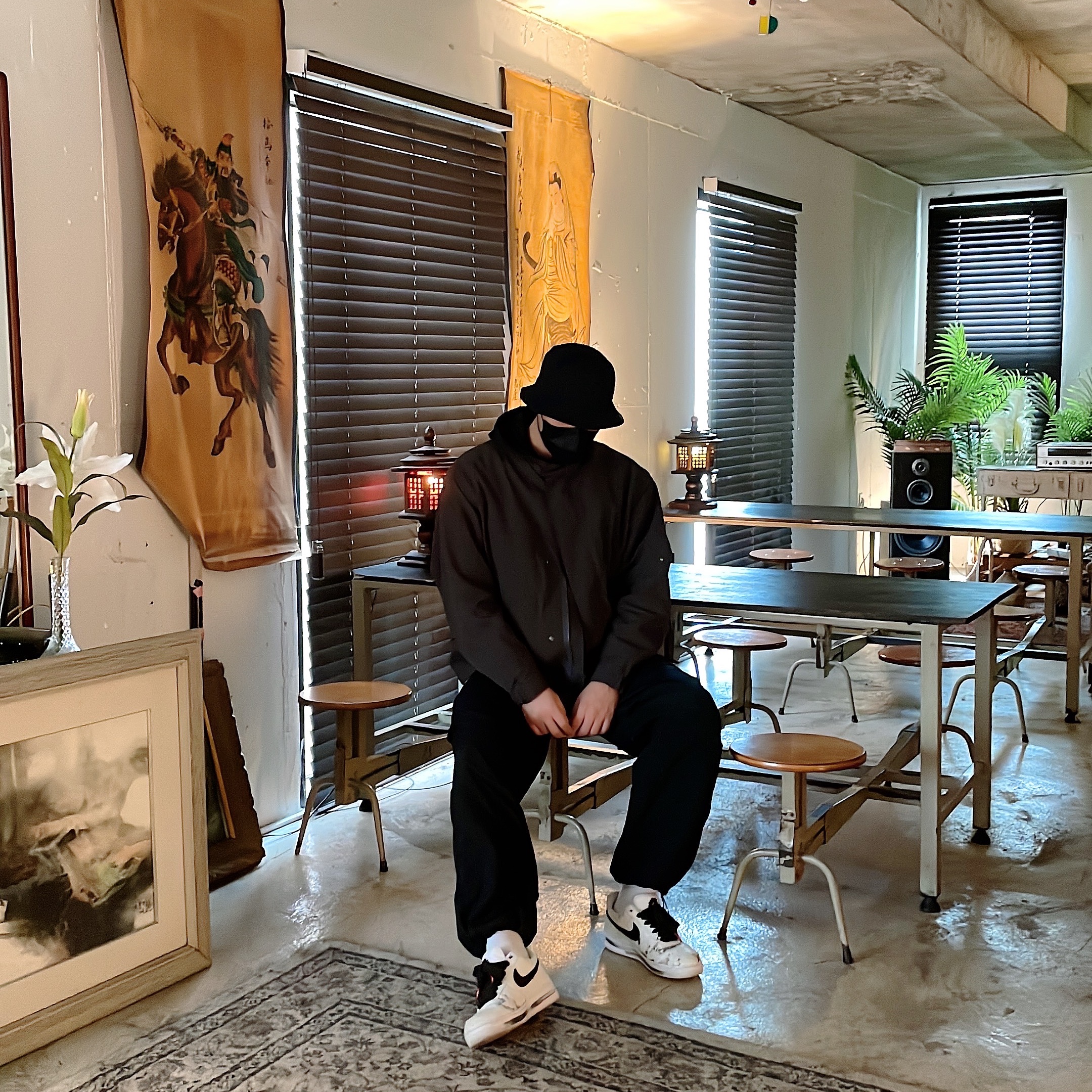 BIN_H (@bin925) 님의 게시물 | KREAM