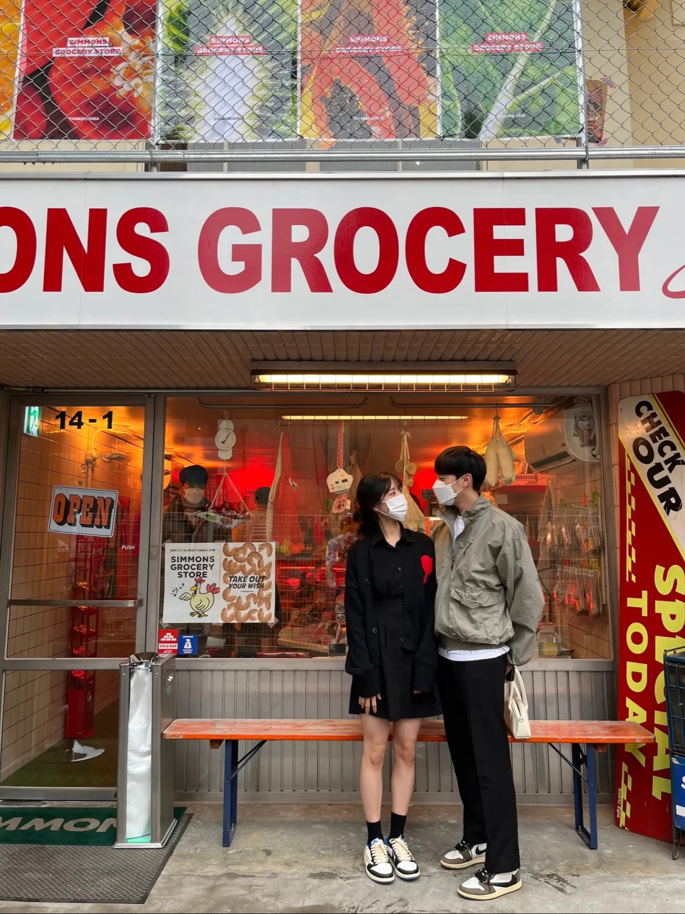 INSTA : jinw... (@jinw_w) 님의 게시물 | KREAM