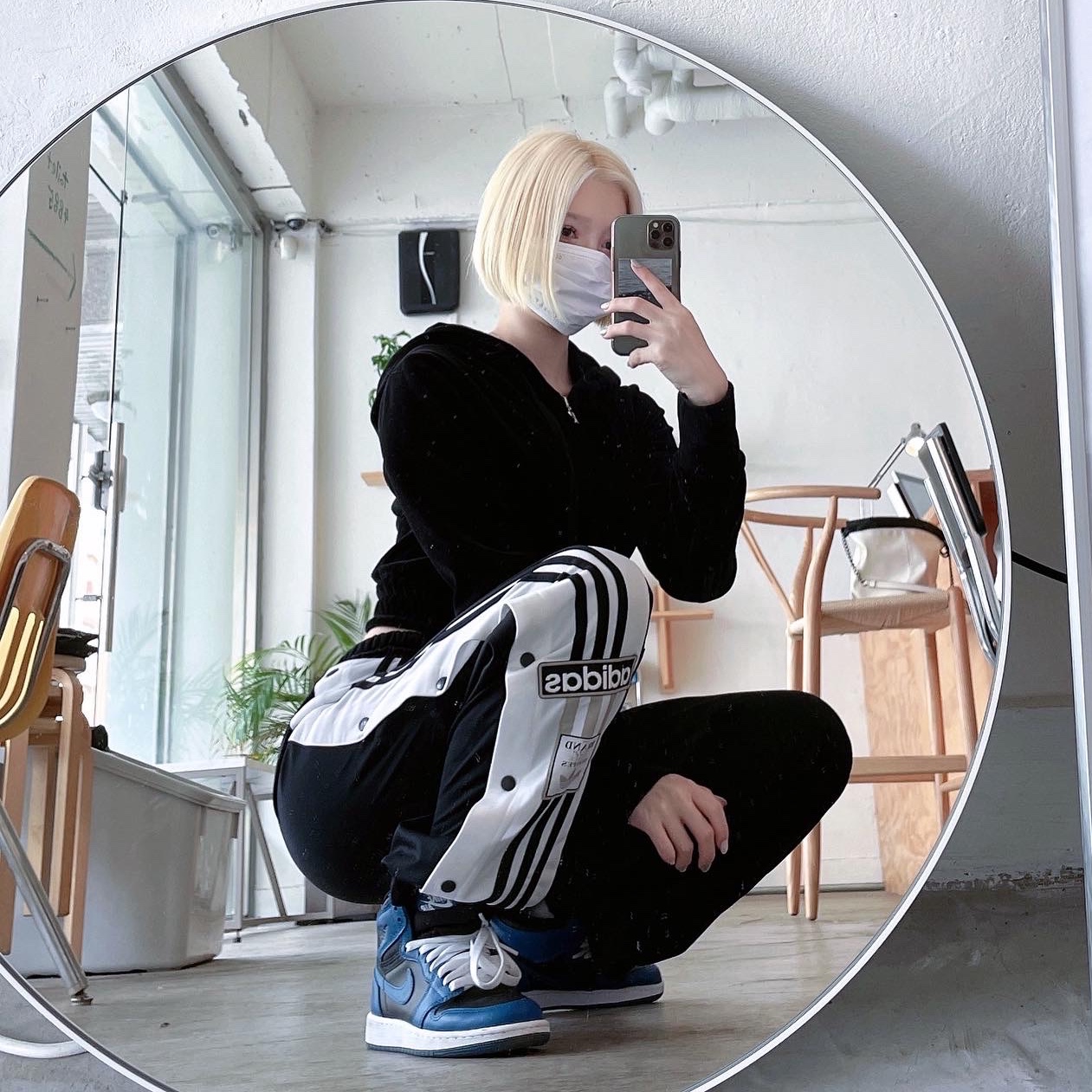 gyul__s2_ (@gyul__s2_) 님의 게시물 | KREAM