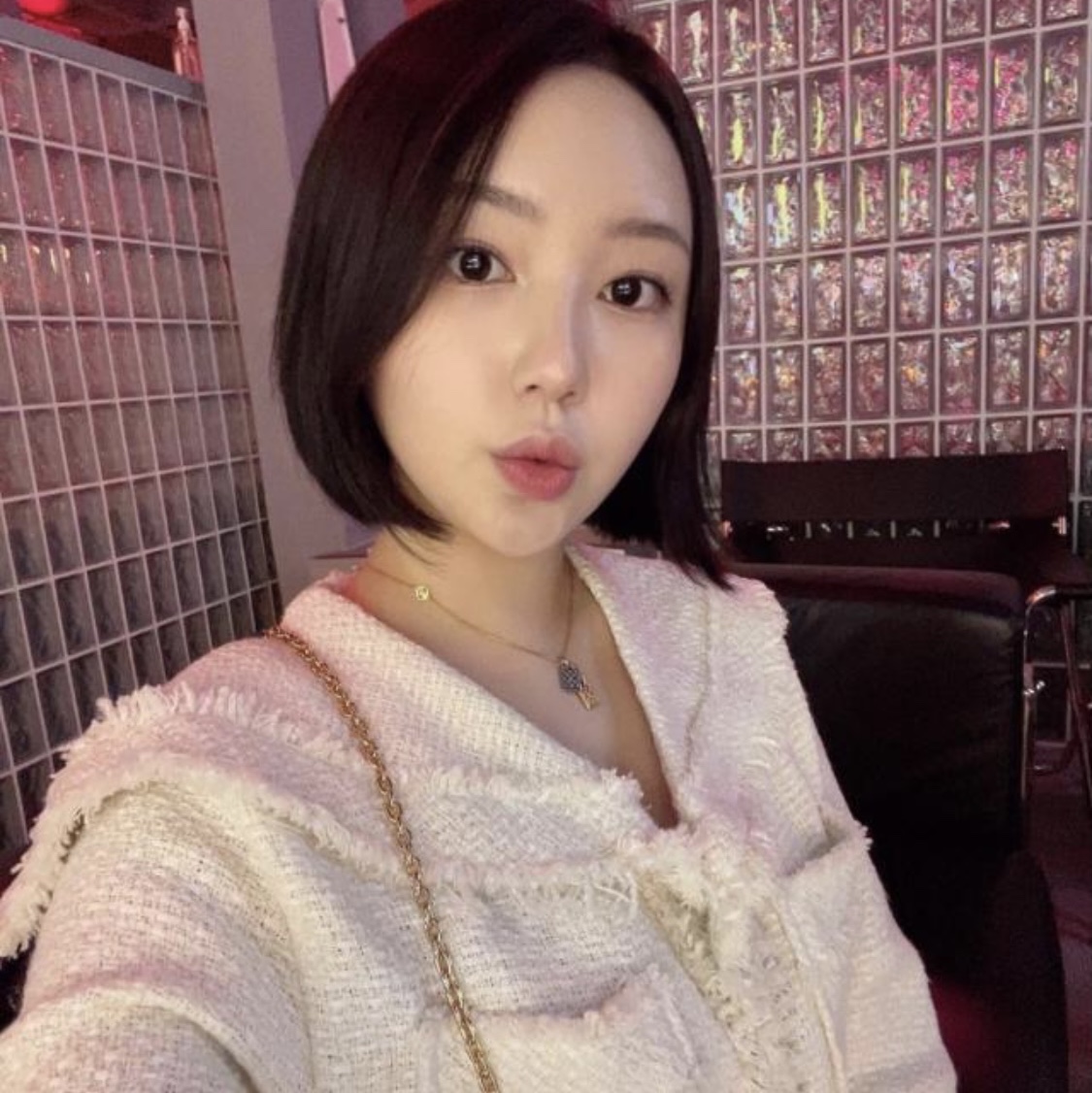 강민채 (@withcoffee) 님의 게시물 | KREAM