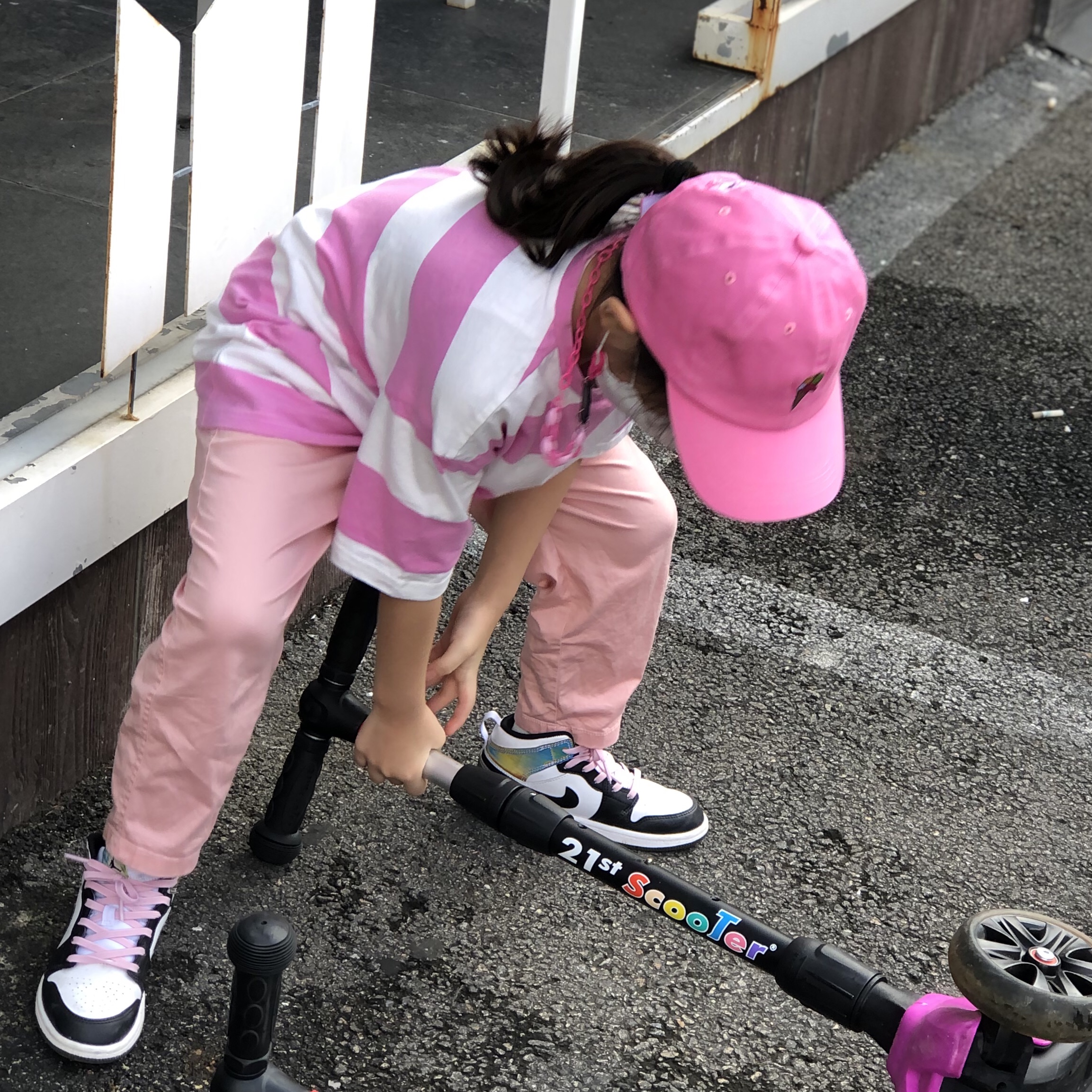 인스타 @9rrrrr8 (@wallman) 님의 게시물 | KREAM