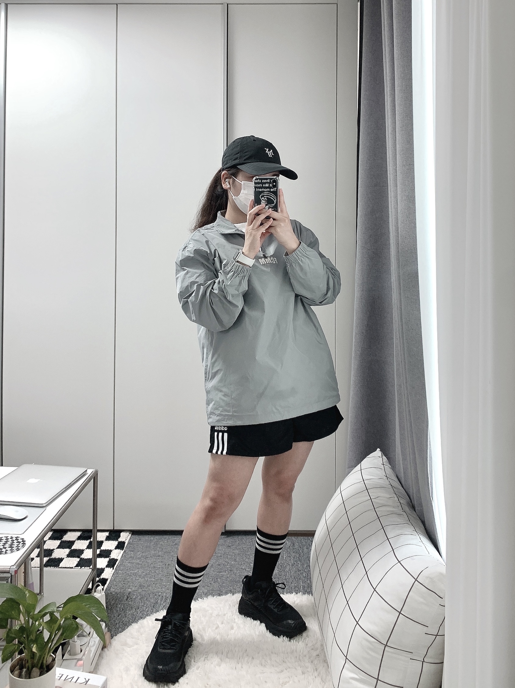 녱 (@_hyeee) 님의 게시물 | KREAM