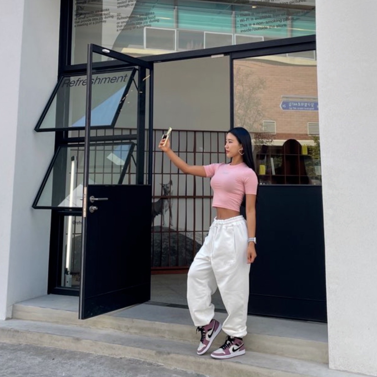 민트초콜렛🌿🍫 (@mint___choc...) 님의 게시물 | KREAM