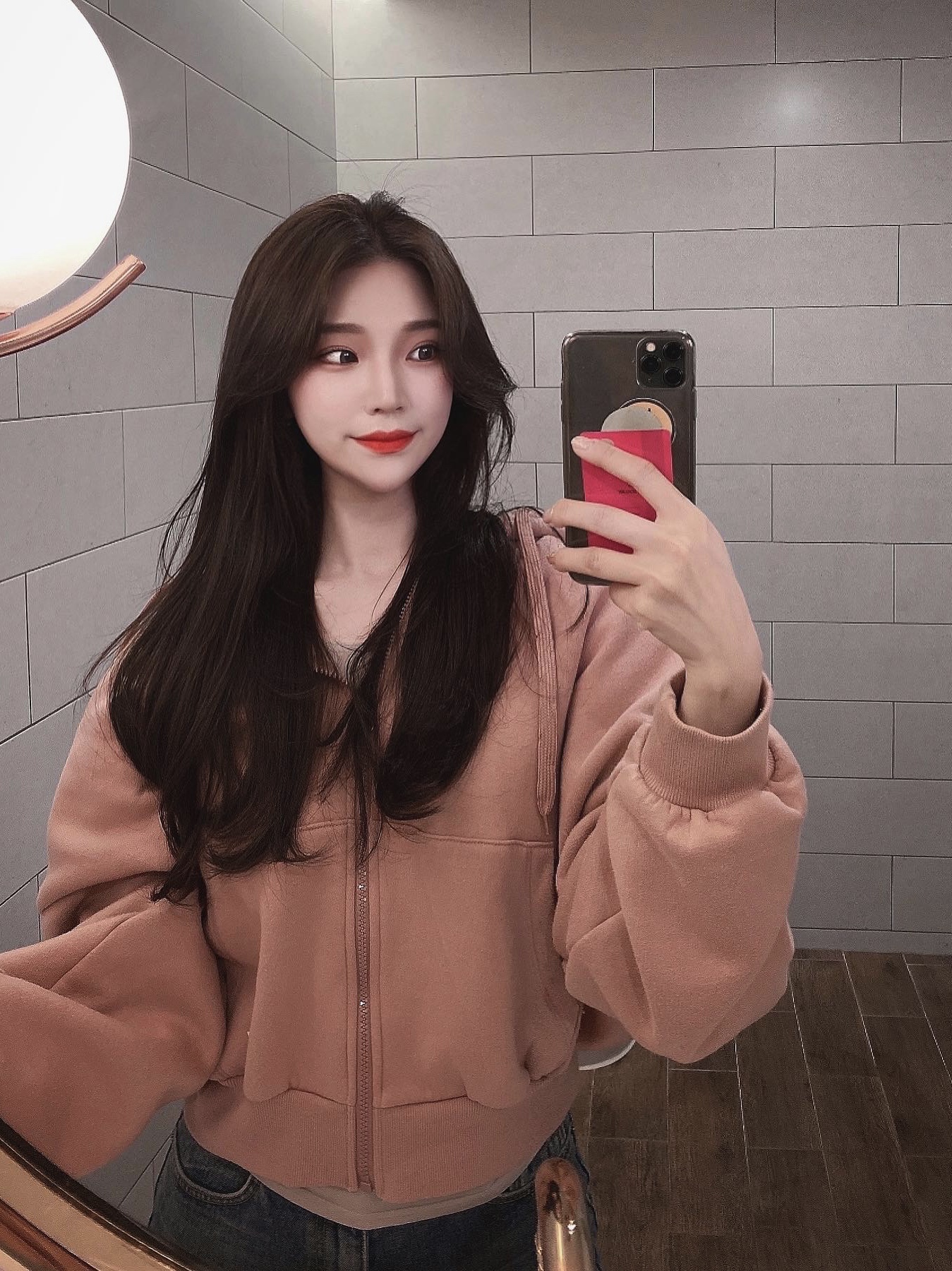 (@soojingg) 님의 게시물 | KREAM