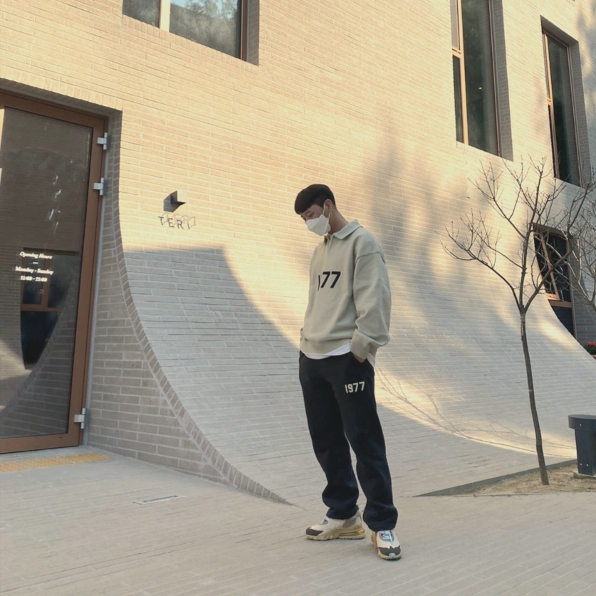 lee yong su (@89lys) 님의 게시물 | KREAM