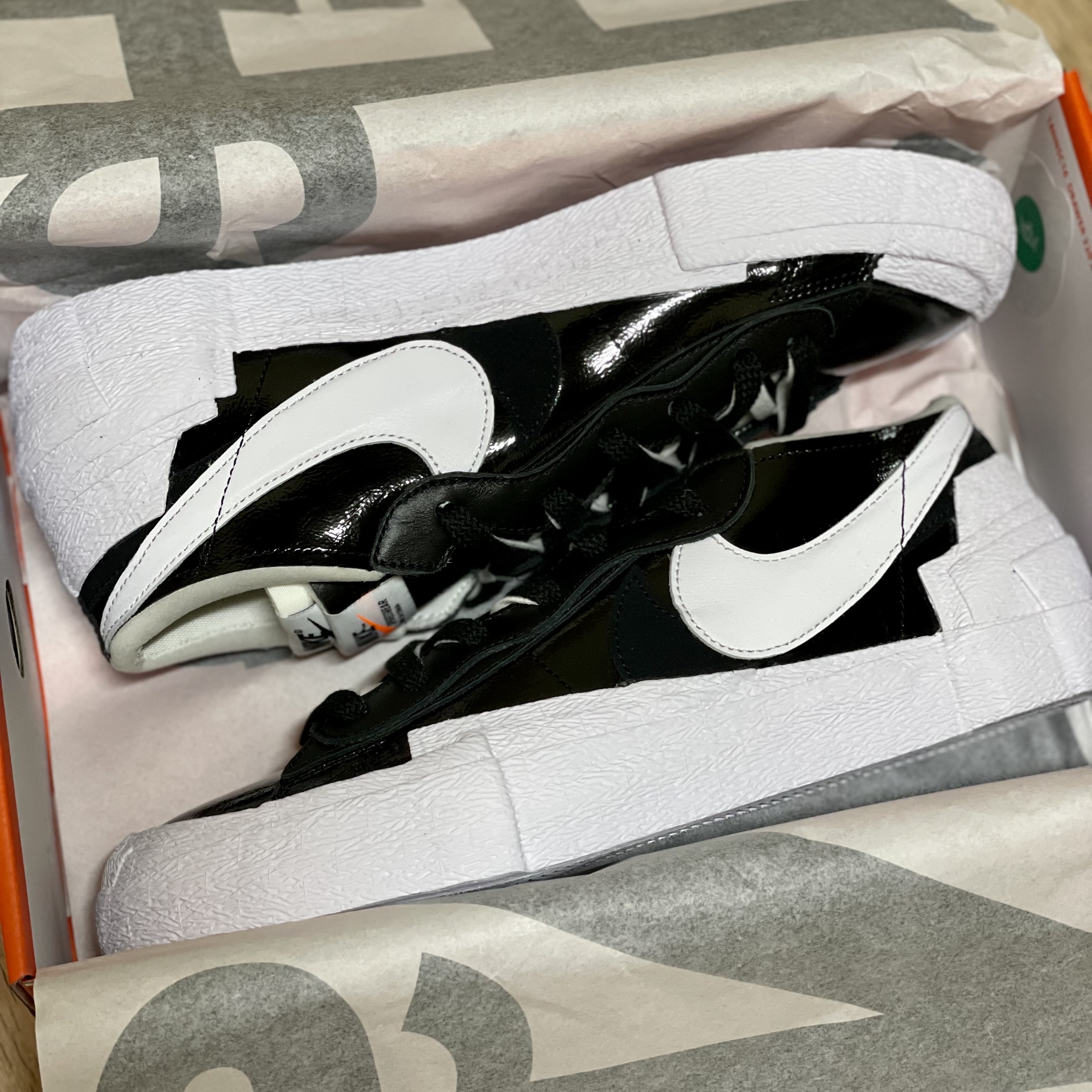 qcfqfsxdjn (@ho0_0on) 님의 게시물 | KREAM