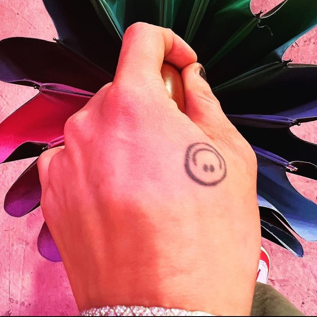 osk0426 (@oh.yes) 님의 게시물 | KREAM