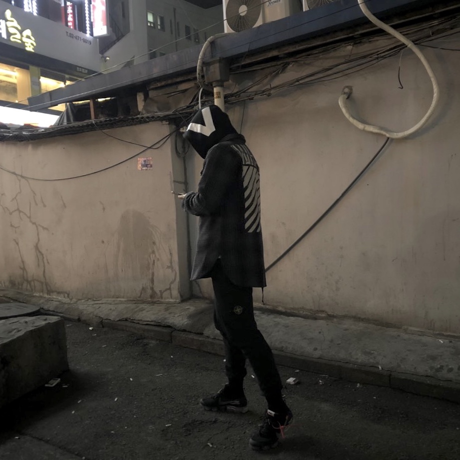 dytpq2918 (@whatdo__you...) 님의 게시물 | KREAM