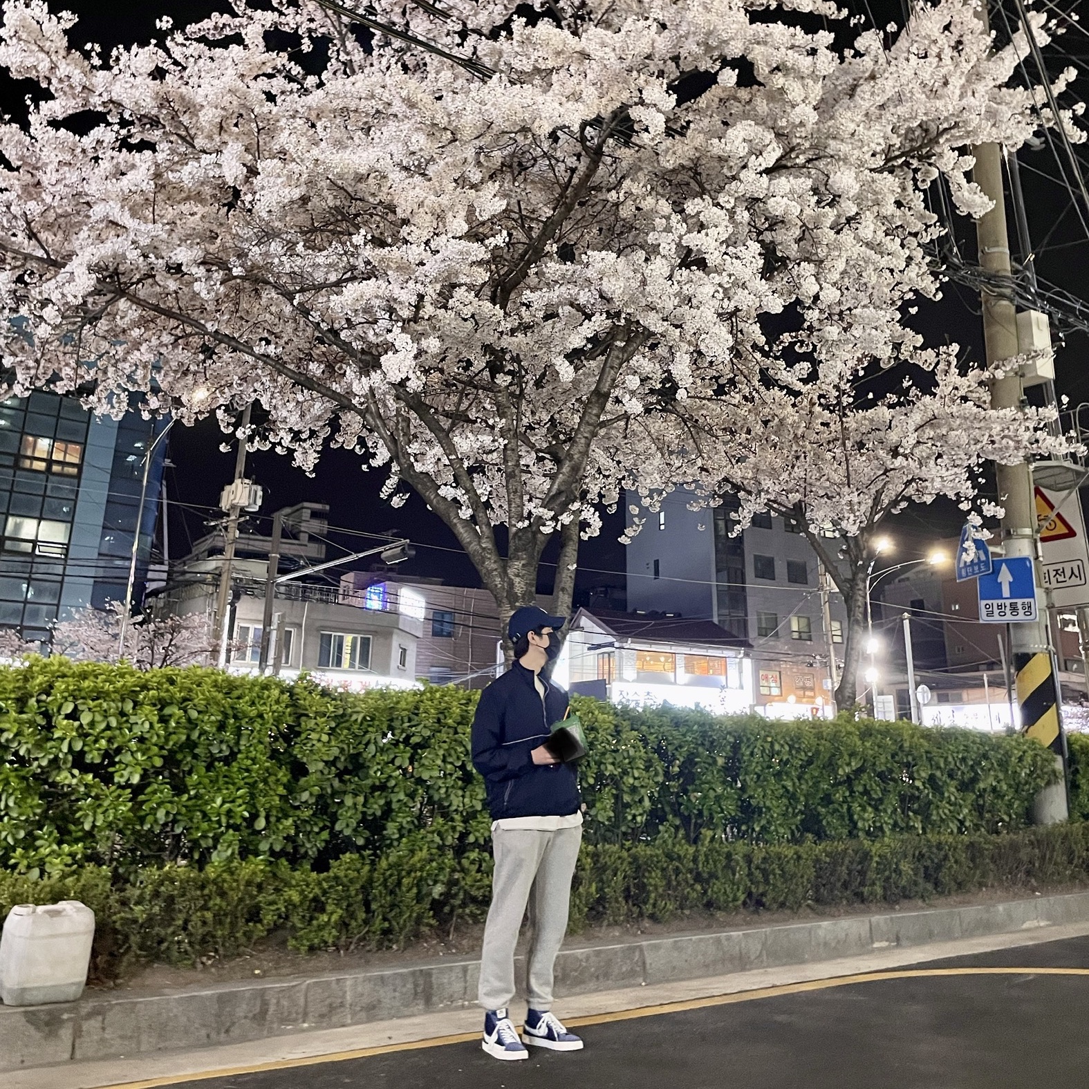 (@man_2) 님의 게시물 | KREAM