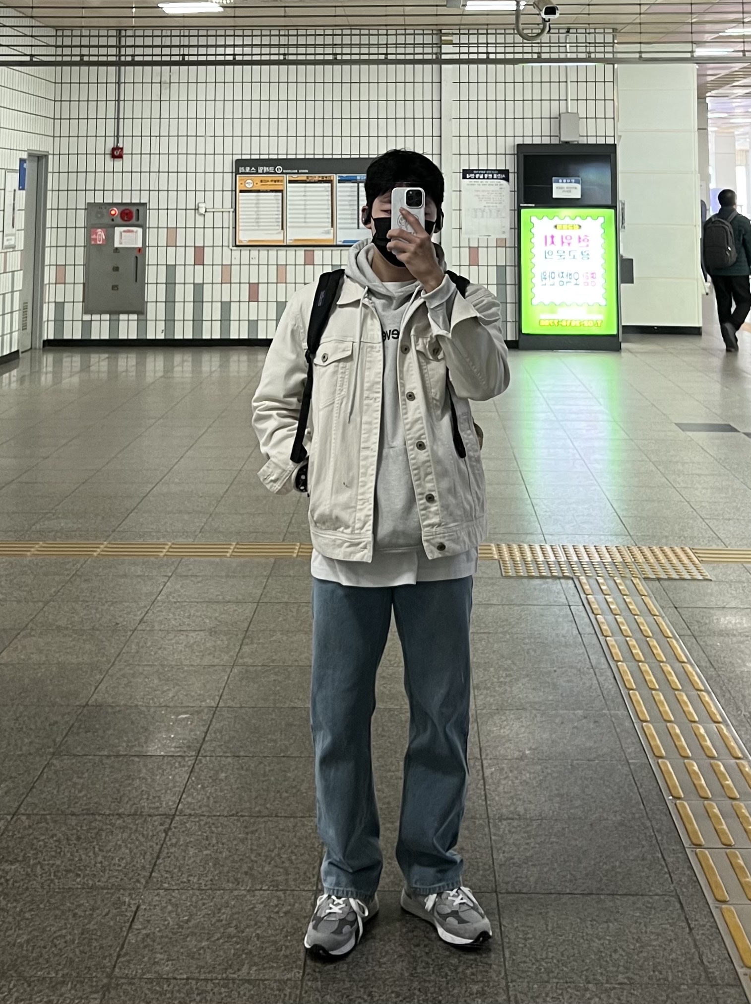 (@tech._.11) 님의 게시물 | KREAM