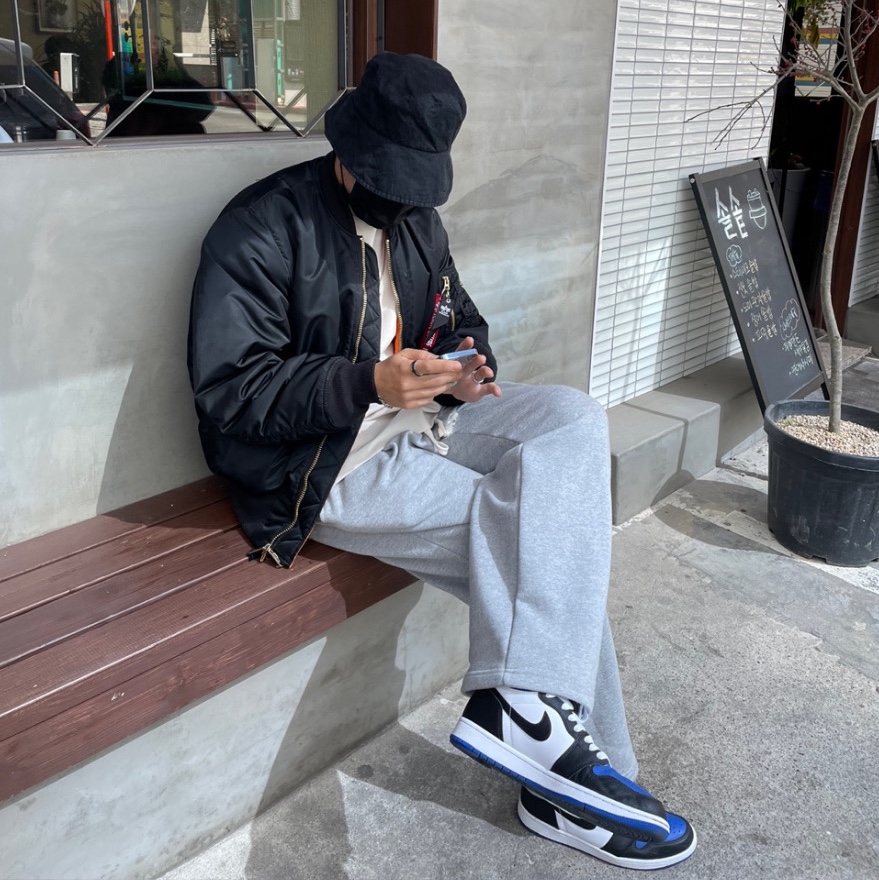 배경빈 (@jh2bae) 님의 게시물 | KREAM