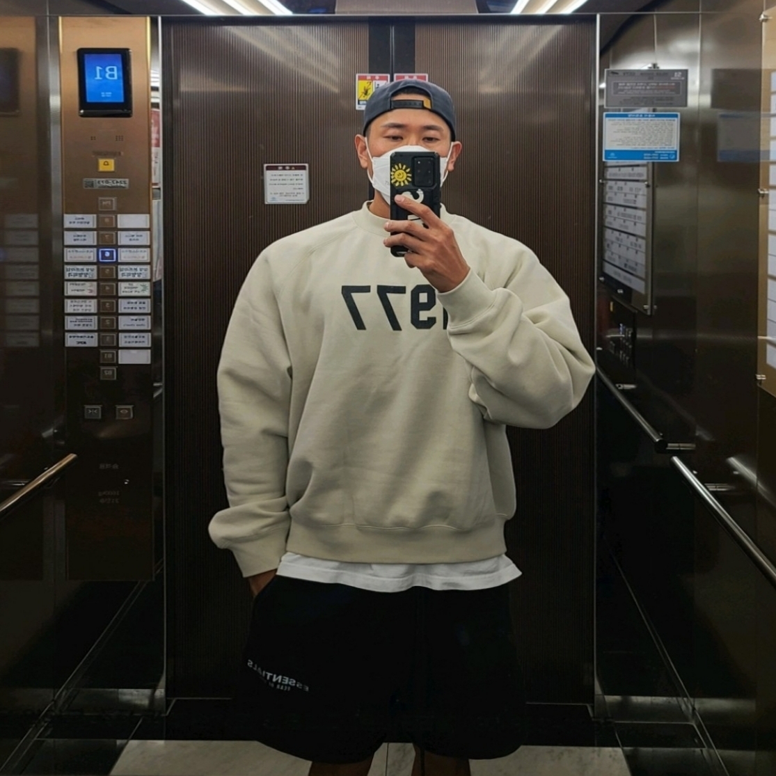 밀당런 (@push_pull_run) 님의 게시물 | KREAM