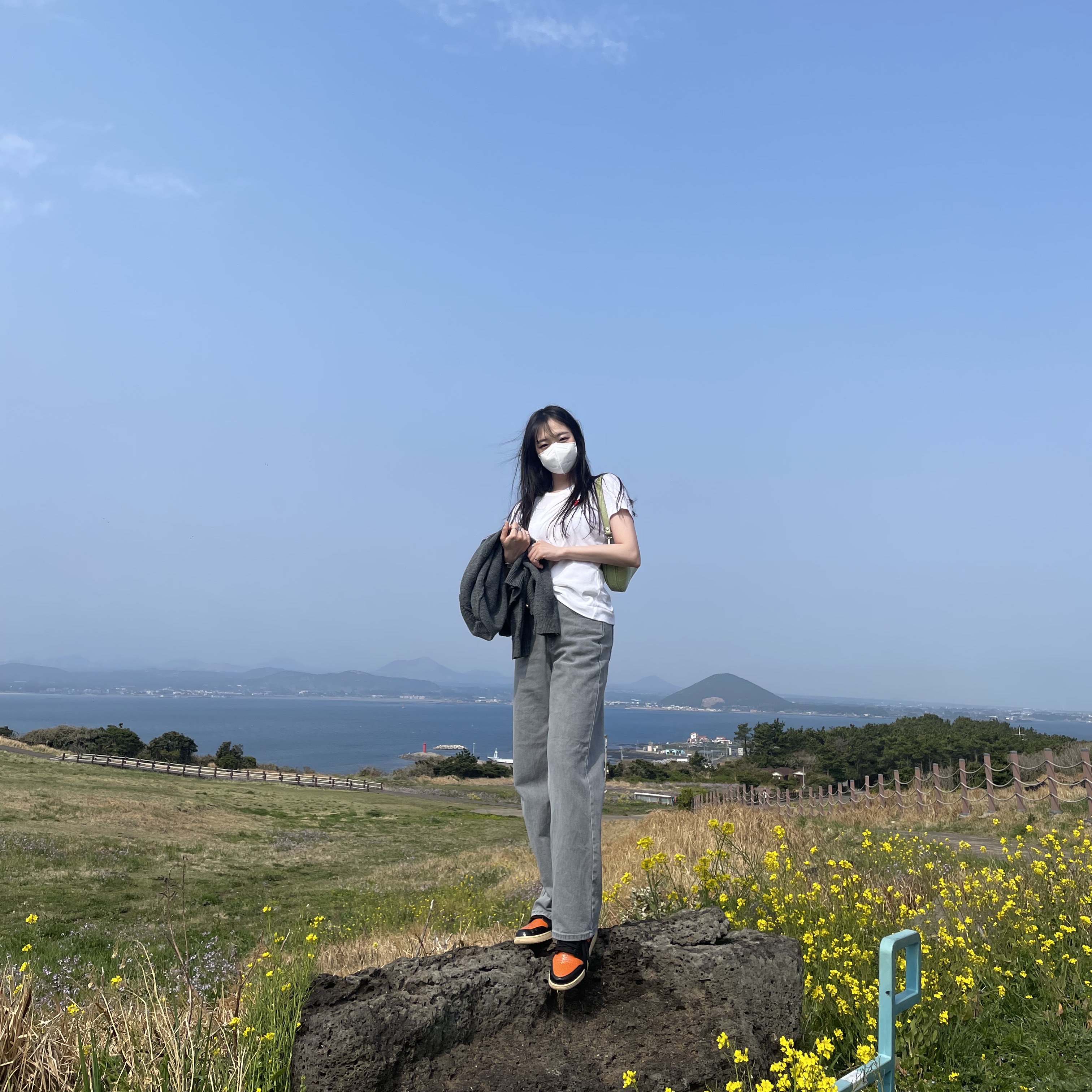 (@1.228km) 님의 게시물 | KREAM