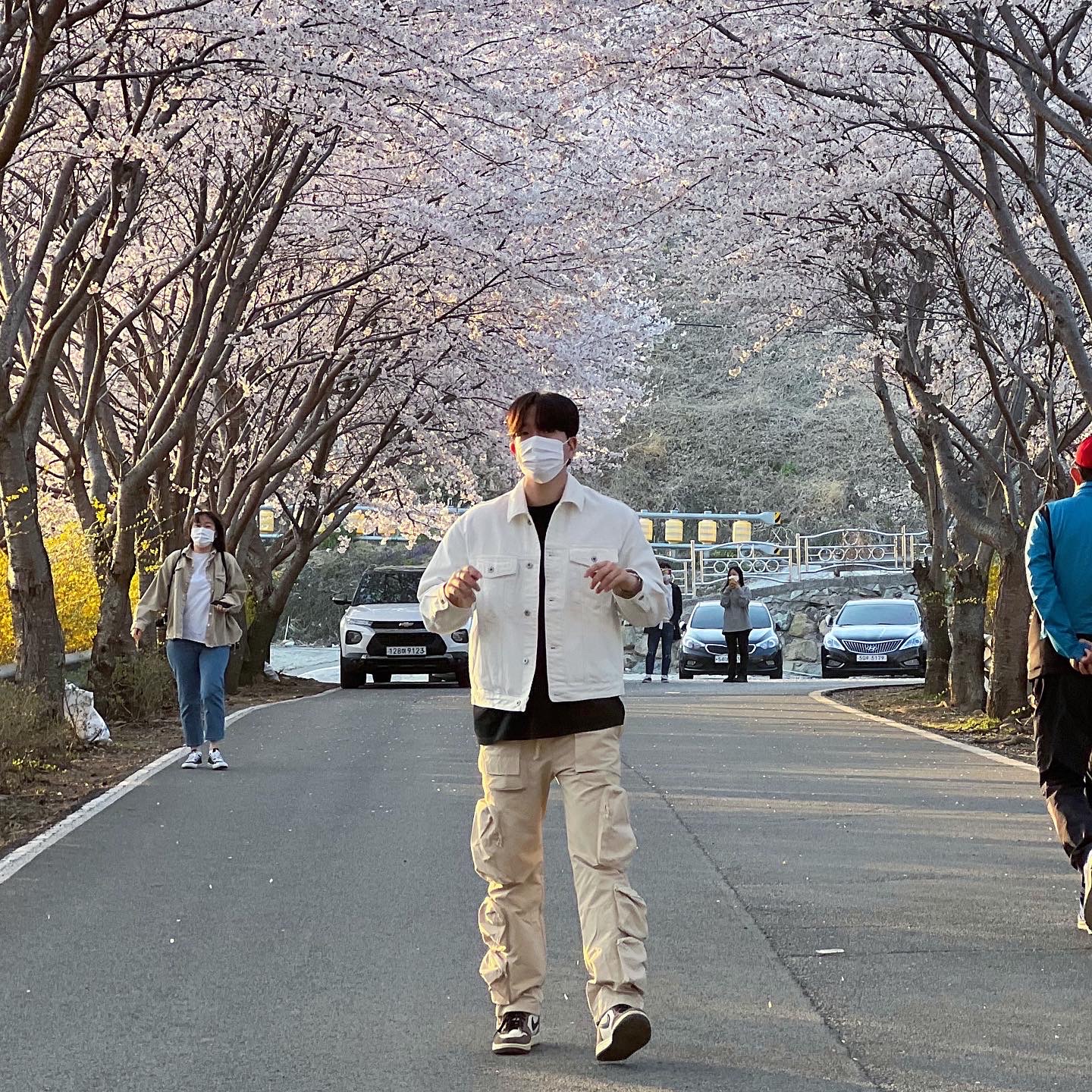 정승진 (@jin__jung_) 님의 게시물 | KREAM