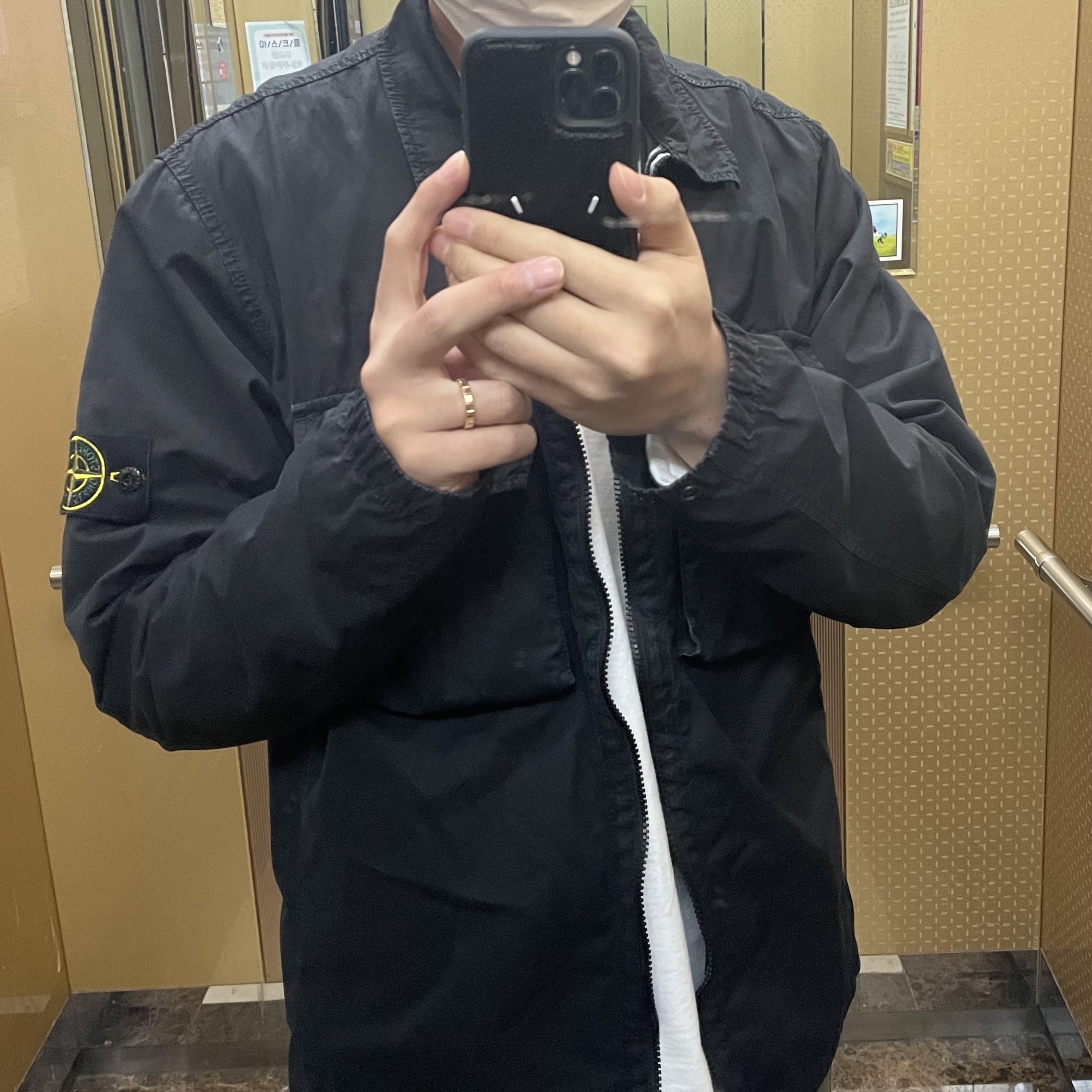 jjjj_h (@j1027.nam) 님의 게시물 | KREAM