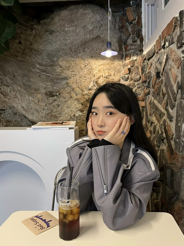 tpqls3876 (@seo_se_mo) 님의 게시물 | KREAM