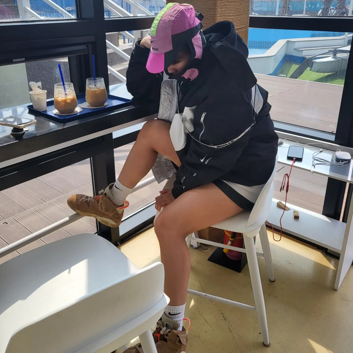 받또또 (@ddo_ddo_park) 님의 게시물 | KREAM