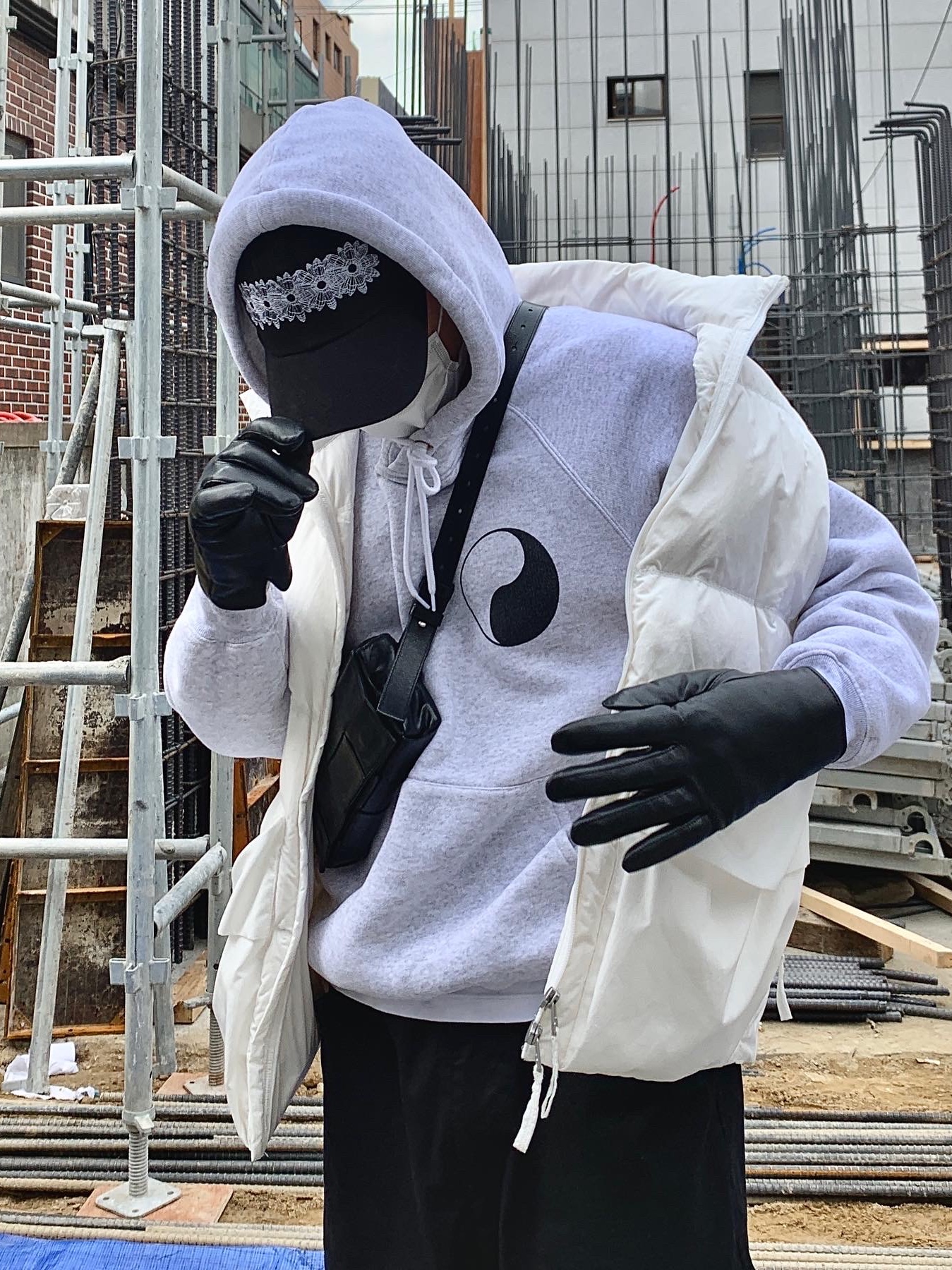 김원익 (@cozy_tex) 님의 게시물 | KREAM