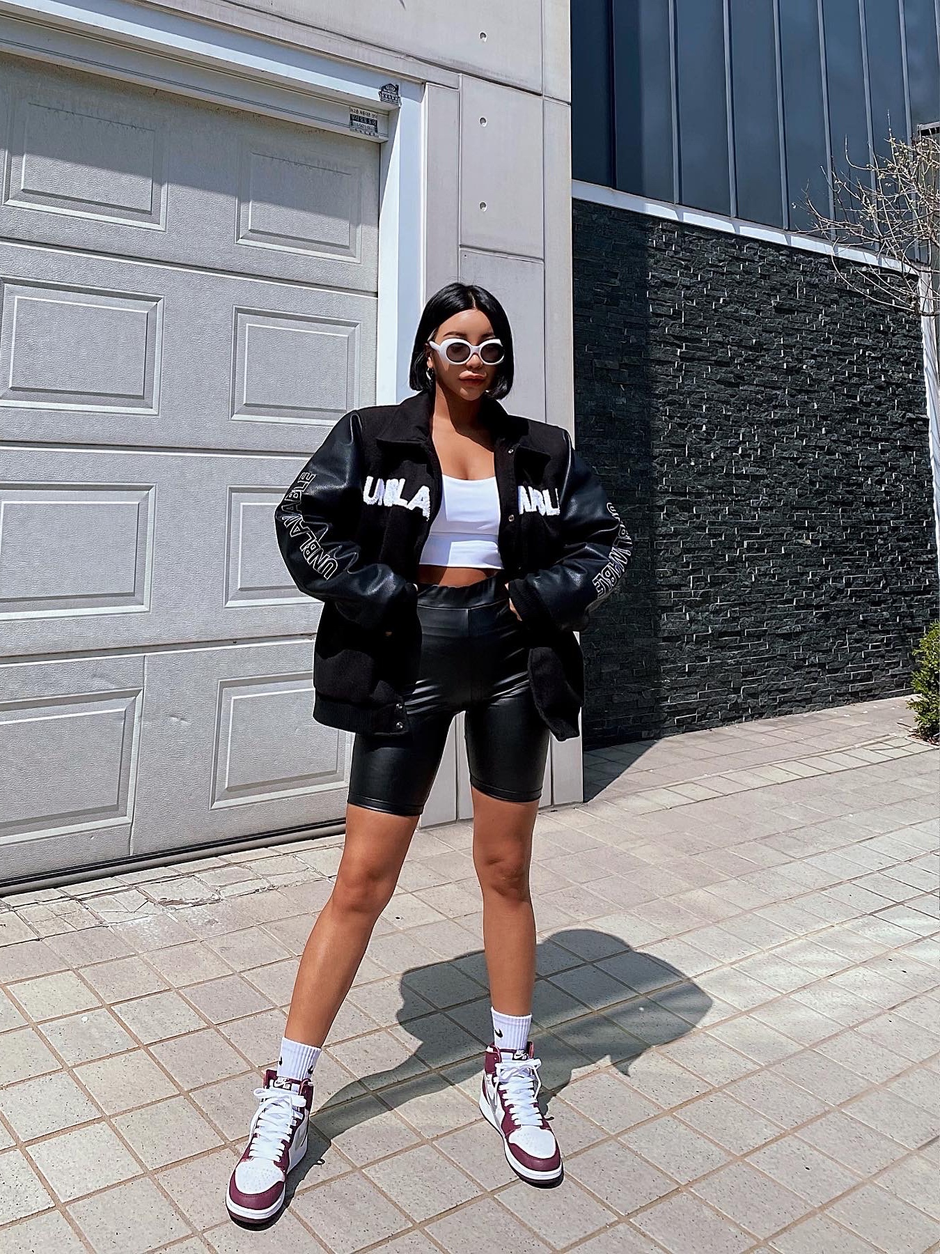 (@kimsia) 님의 게시물 | KREAM