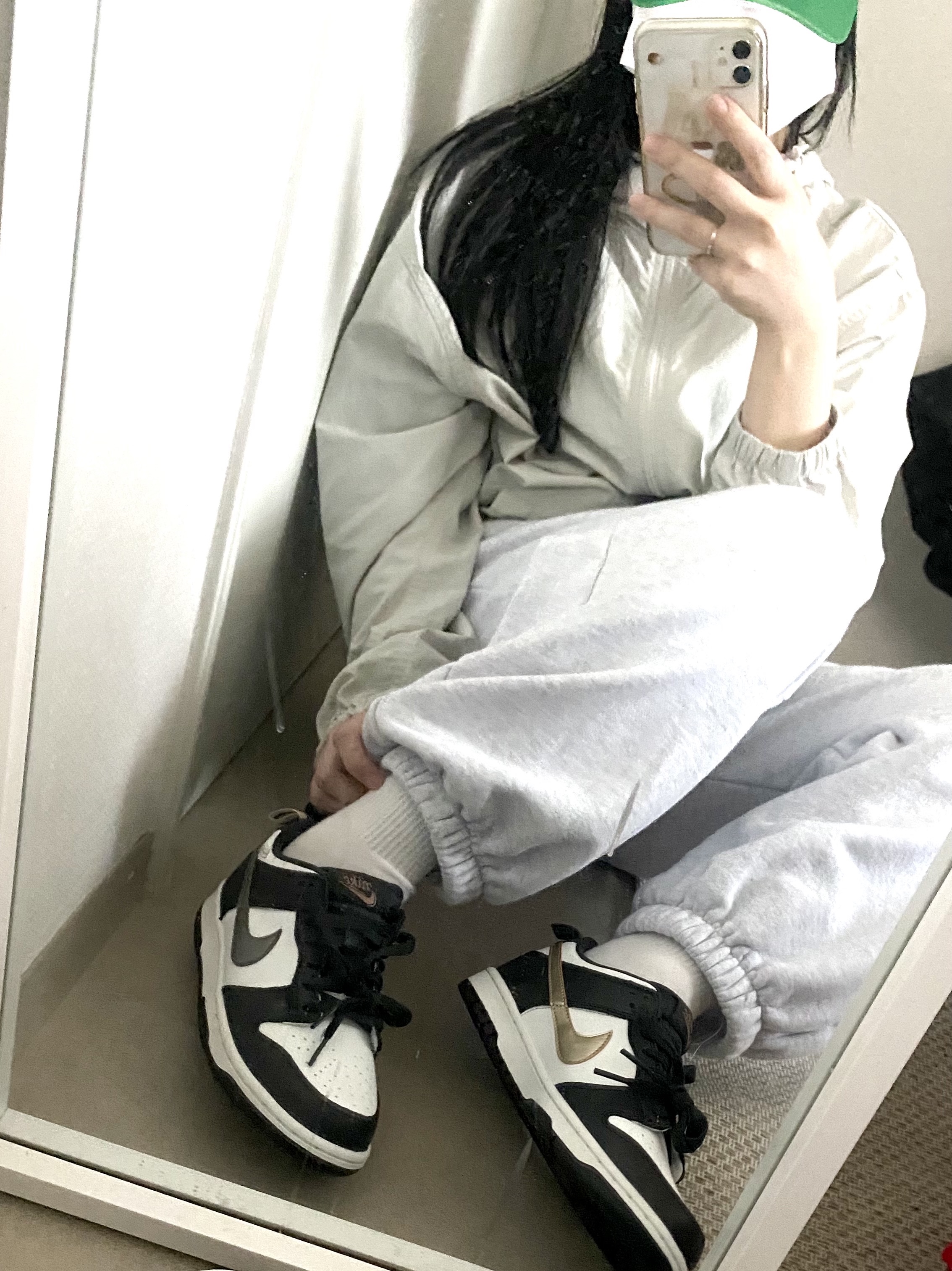 묭몽 (@sintoki_) 님의 게시물 | KREAM