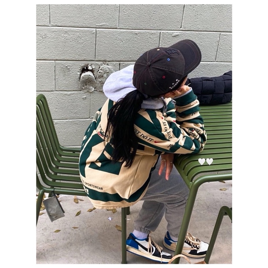 융🐬 (@__yoon.23) 님의 게시물 | KREAM