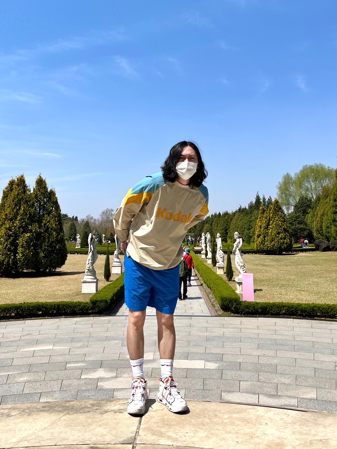 구름구 (@cloud9nine) 님의 게시물 | KREAM