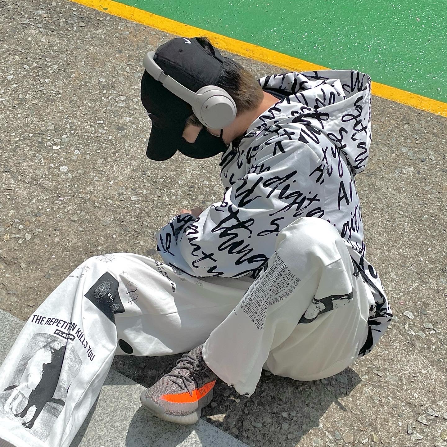 이태훈 (@taehun_e_) 님의 게시물 | KREAM