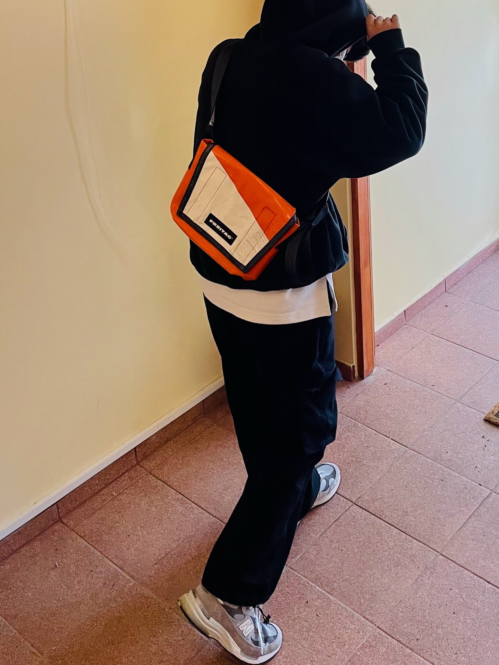 야구리 (@in_side.cold) 님의 게시물 | KREAM