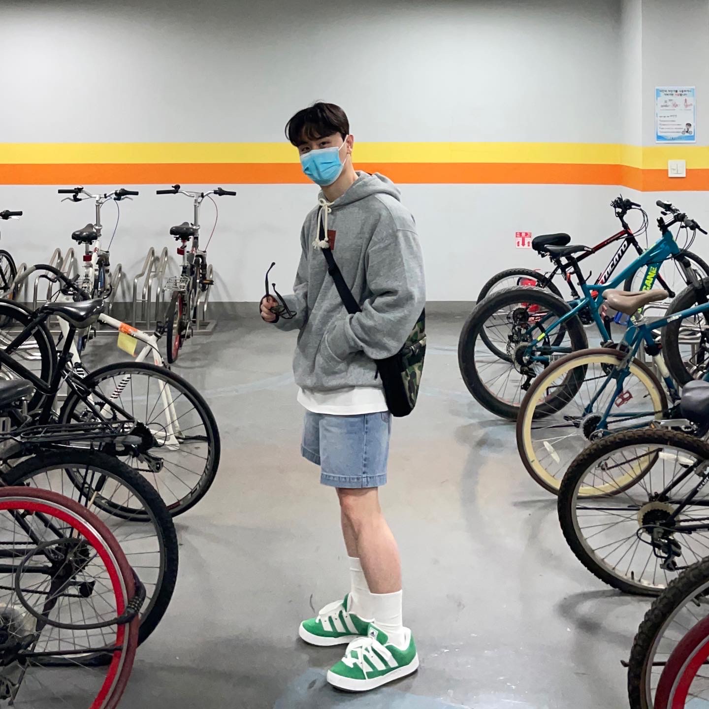 🐥ss (@duck._.archive) 님의 게시물 | KREAM