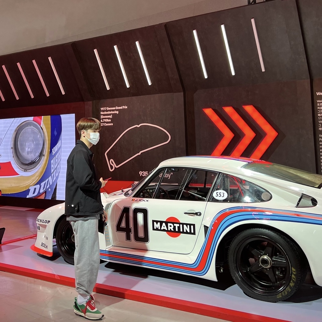 동인 (@dongdu_e) 님의 게시물 | KREAM