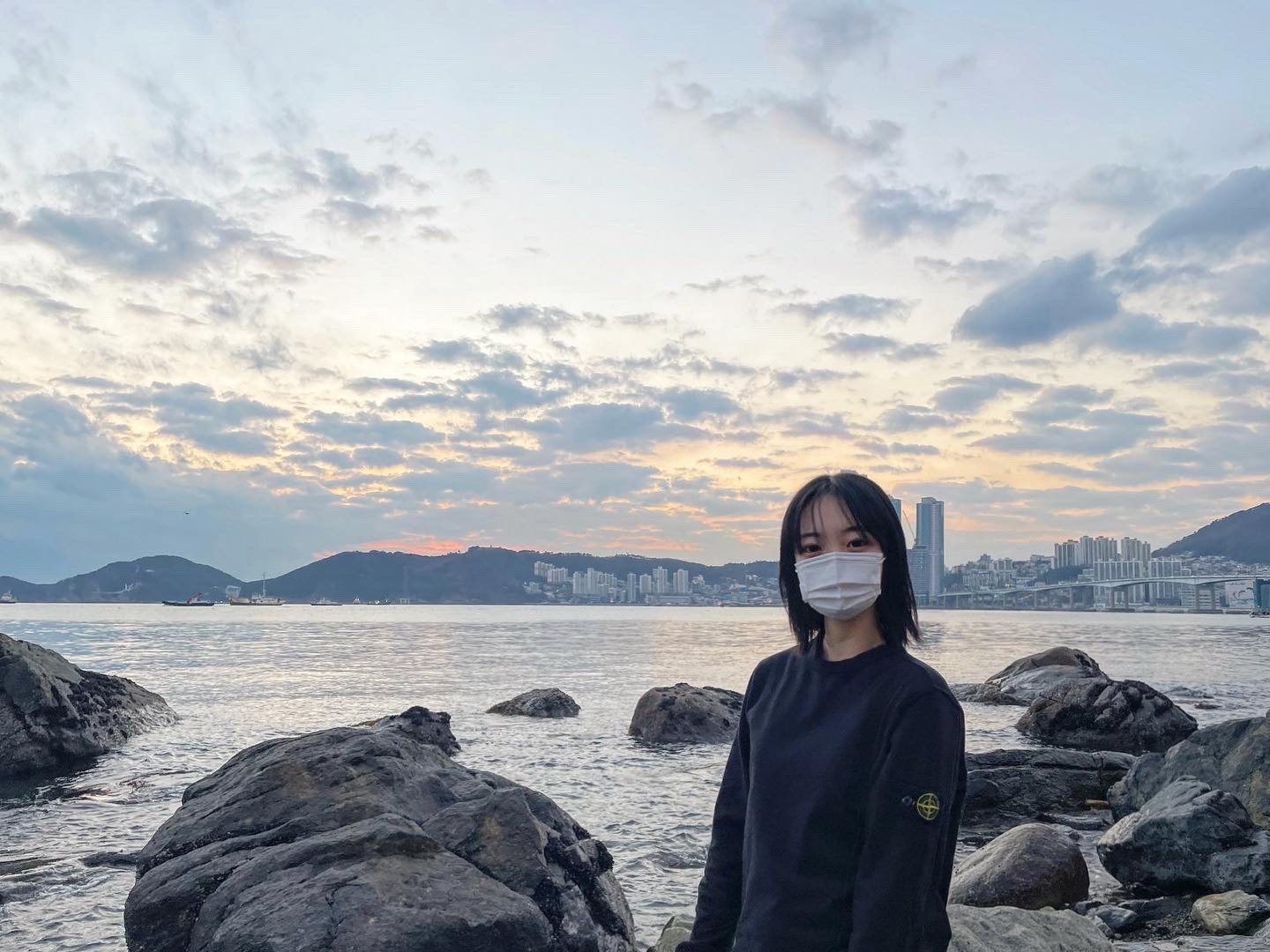 윶 (@syj318) 님의 게시물 | KREAM